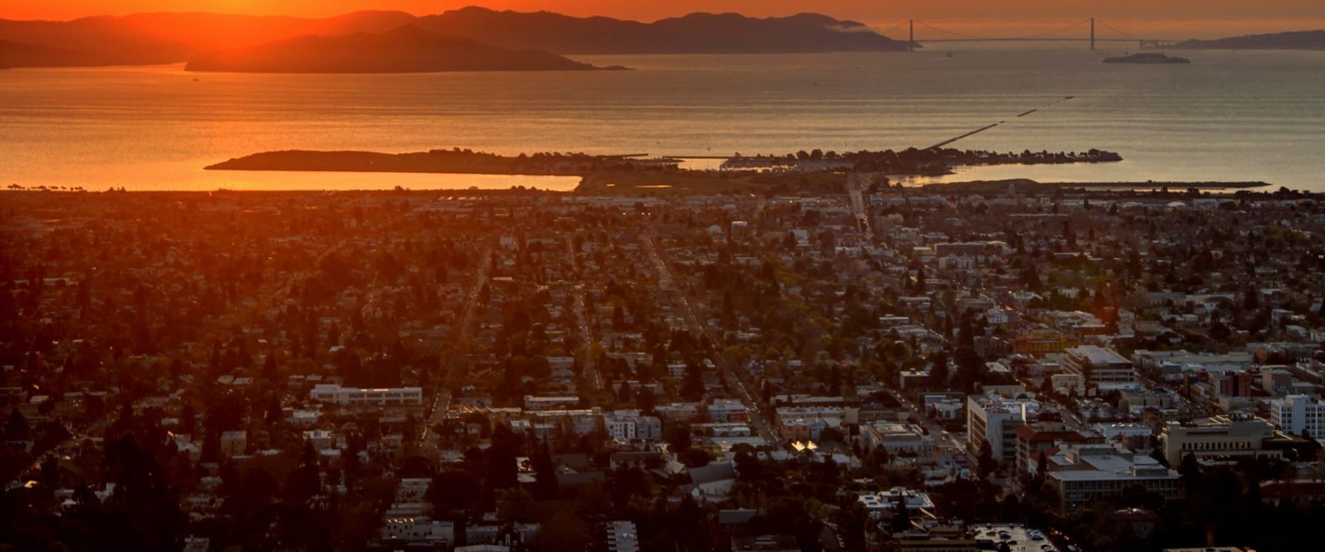 What are the Major Industries in Alameda County, California?
